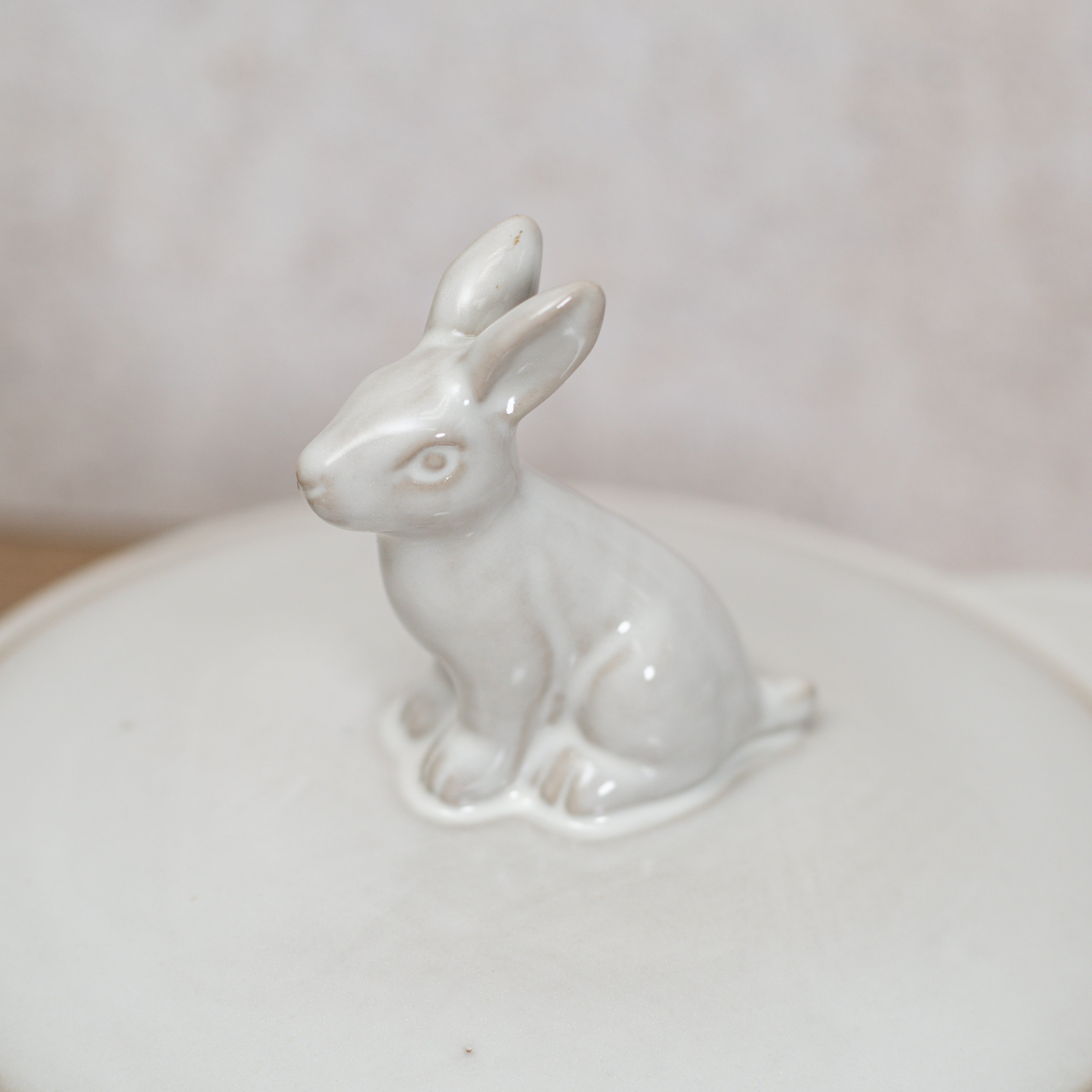 Rabbit Lid Stoneware Baker | 80 Acre Market – 80AcreMarket.com